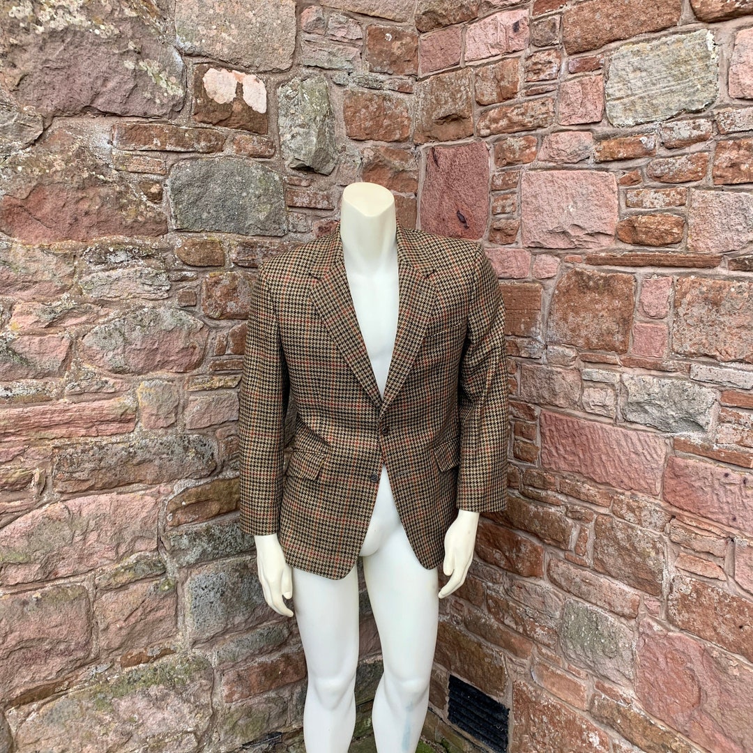 TWEED HACKING JACKET / Vintage Mens Tweed Check Sports or Hacking ...
