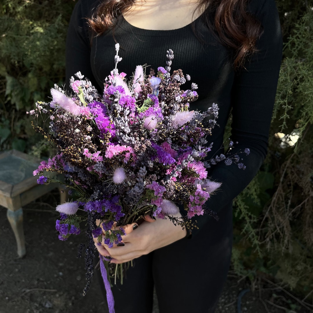 Purple Dried Flowers Bridal Bouquet , Romantic Wedding Flowers, Lilac ...