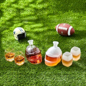 CRAFTGEN Football Whiskey Decanter Set With Glasses, Football Gifts for ...