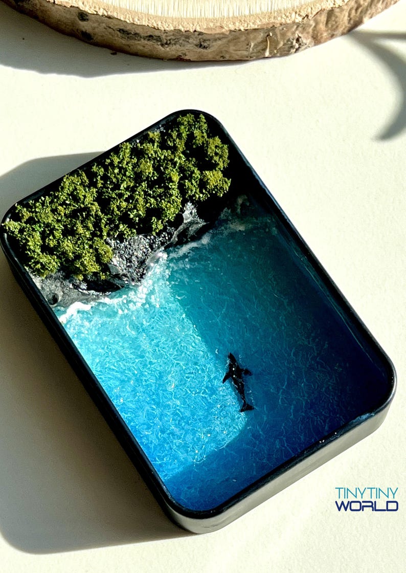 The Coast Miniature Epoxy Resin Art Ocean Whale Hand-made Display ...