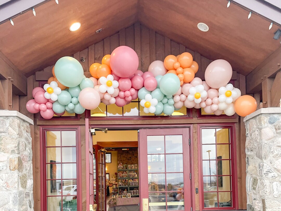 Groovy Themed Birthday Party Balloon Garland Kit, Daisy Balloons, Retro ...