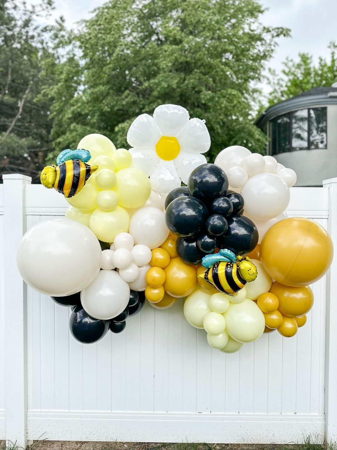 Bumble Bee Baby Shower Balloon Garland Kit, First Bee Day Party ...