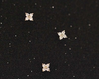 9ct Solid Gold Dainty Mini Flower Stud Earrings - Etsy