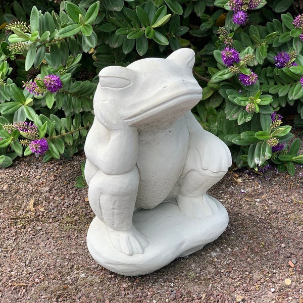 Concrete Toad - Etsy