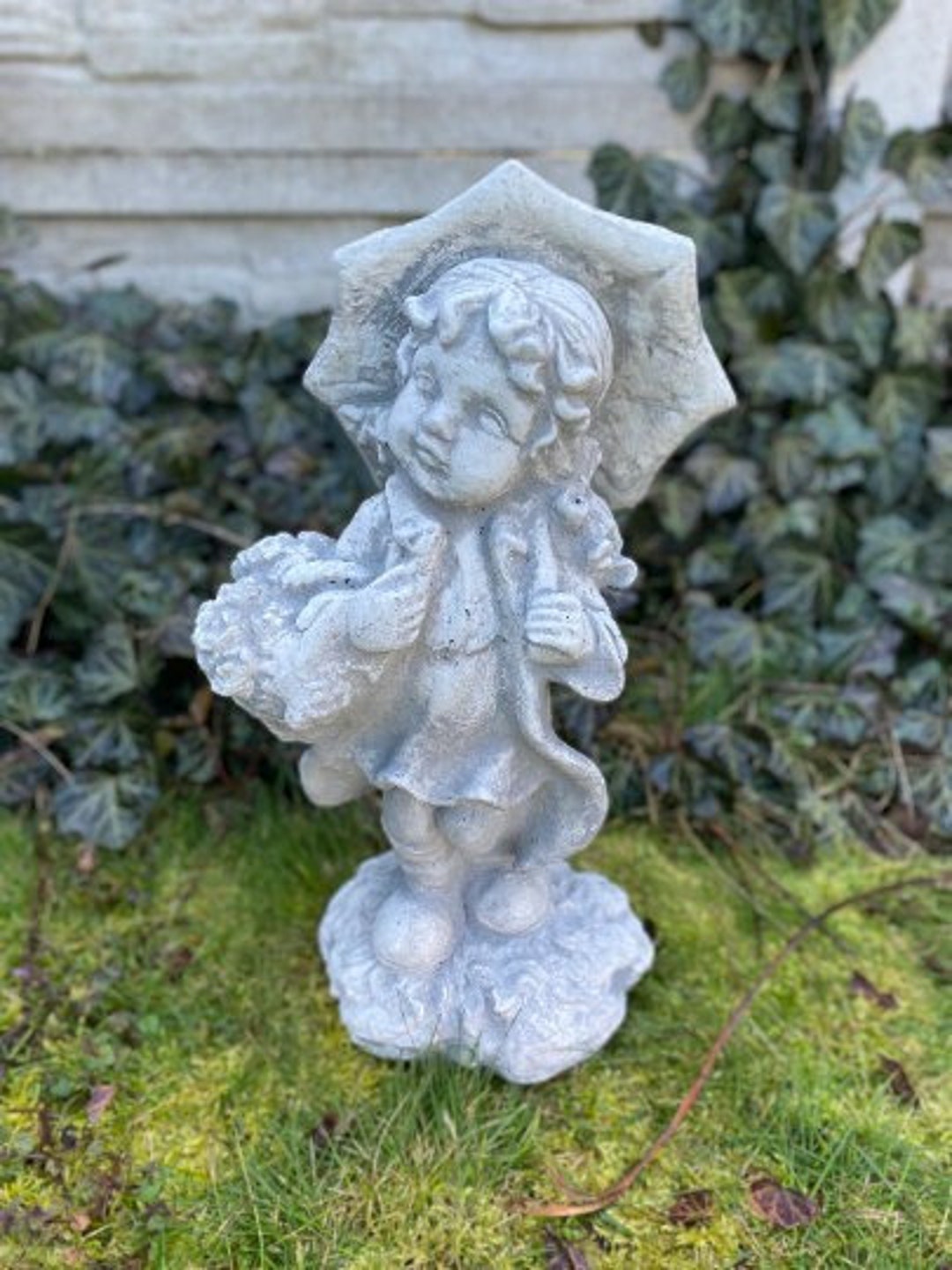 Decorative Concrete Girl With Umbrella Statue, Stone Girl Sculpture ...