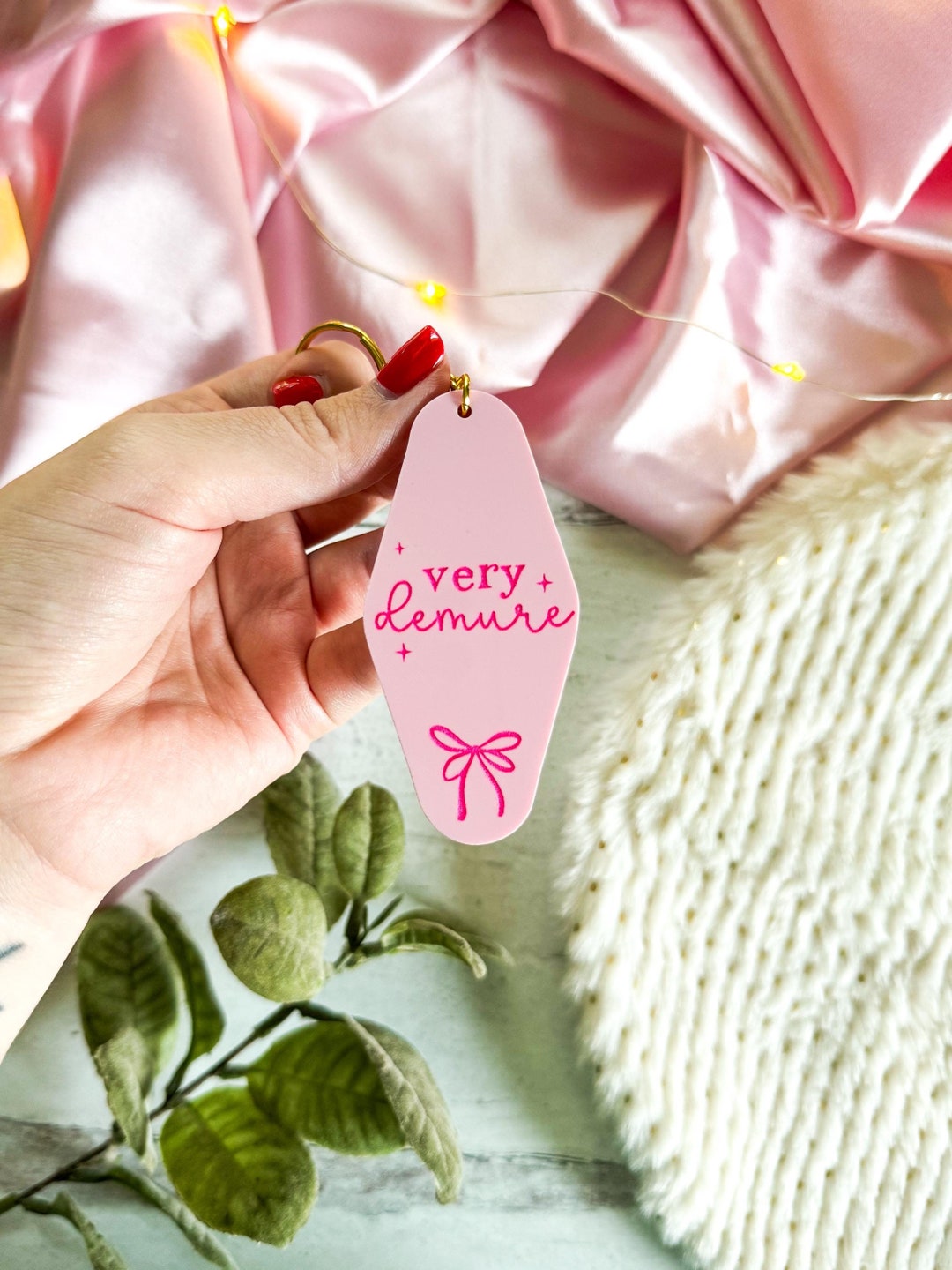 Very Demure Keychain Cutesy, Mindful, Demure Pink Keychain Tiktok Gift ...