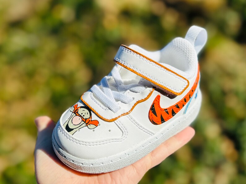 Custom Winnie the Pooh Shoes! - Etsy