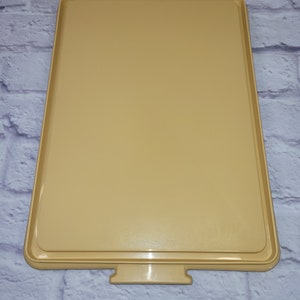 Tupperware Fresh-n-fancy Rectangle Sheet Cake Carrier W/handle Cupcakes ...