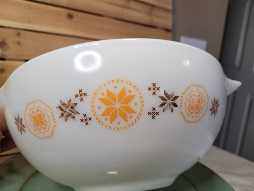 Vintage Pyrex Town and Country Cinderella Bowl 444 - Pyrex Orange Cross ...