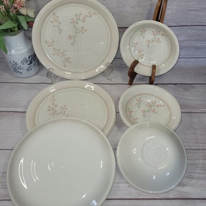 Bilton's English Coloroll Pink Flowers Trellis Pattern Set of 4 Plates ...