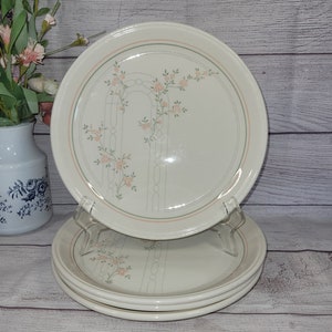 Bilton's English Coloroll Pink Flowers Trellis Pattern Set of 4 Plates ...