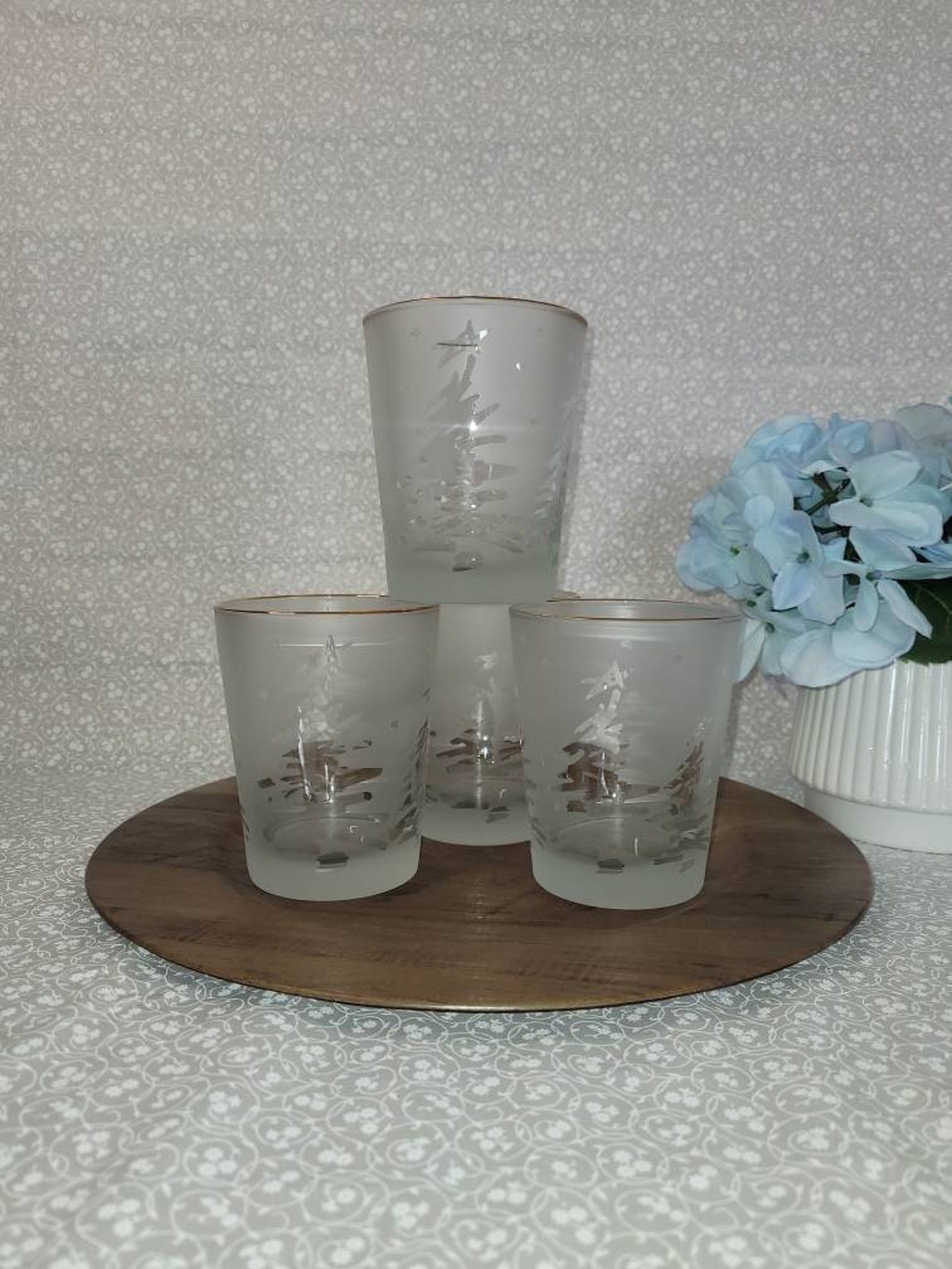 4 Vintage Libbey Frosted Christmas Tree Rocks Glasses Vintage Christmas ...