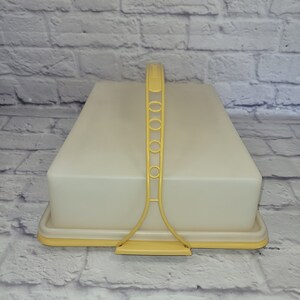 Tupperware Fresh-n-fancy Rectangle Sheet Cake Carrier W/handle Cupcakes ...