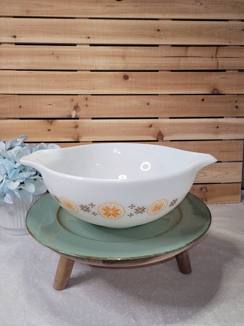 Vintage Pyrex Town and Country Cinderella Bowl 444 - Pyrex Orange Cross ...
