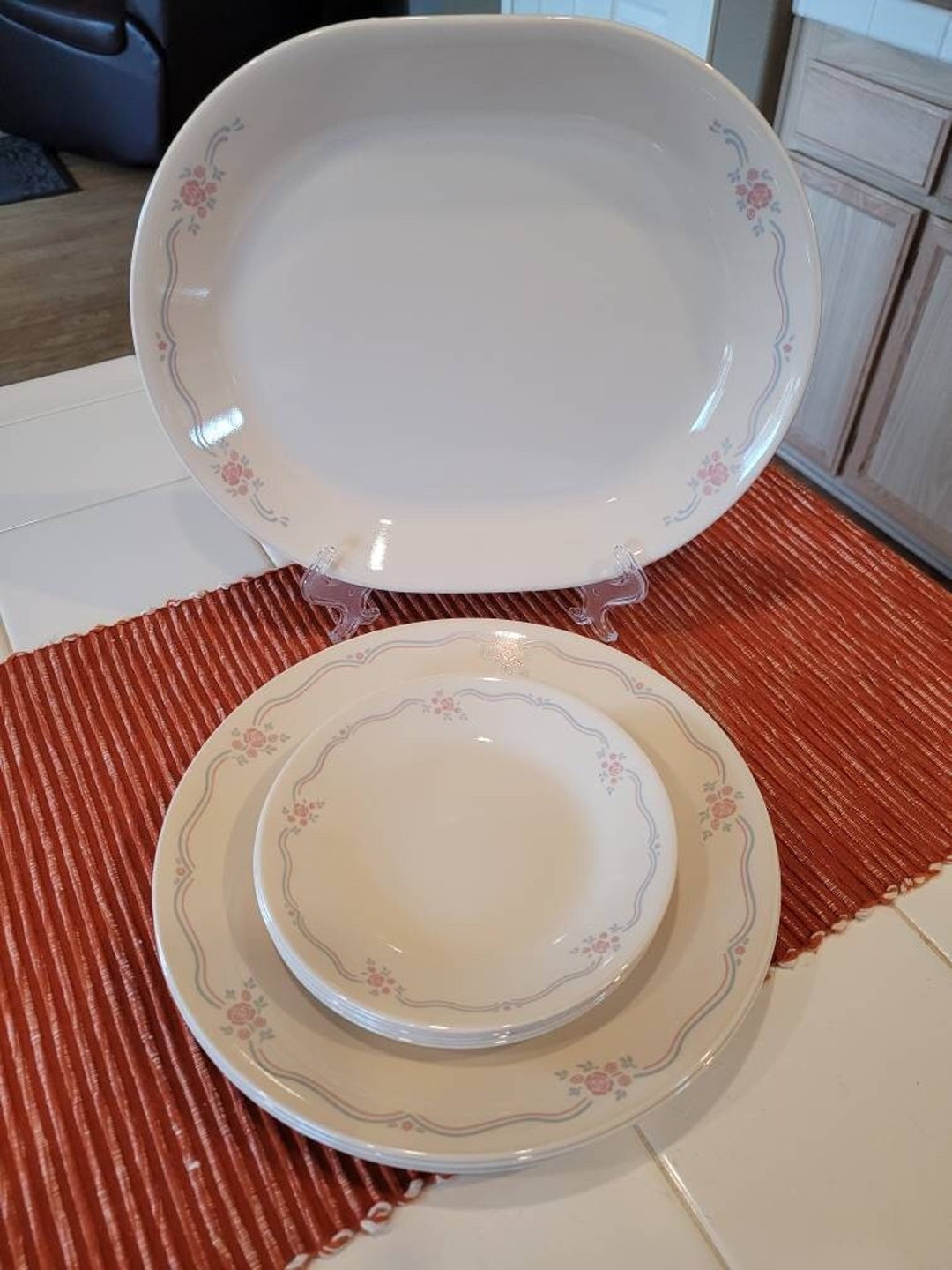 Corelle English Breakfast 12pc Set - Dinner Plates - Bread Plates ...