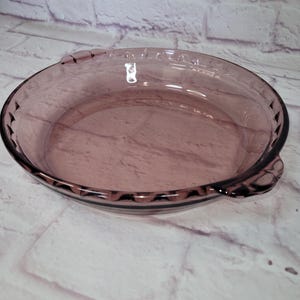 Vintage Pyrex Pink Pie Pan Vintage Pyrex Pink/cranberry Fluted Pie Pan ...