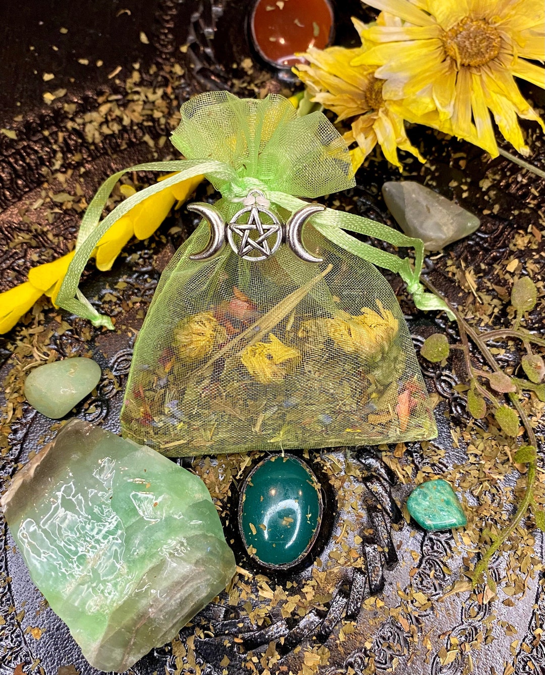 Healing Spell Sachet: Manifesting Energy, Spell Work - Etsy