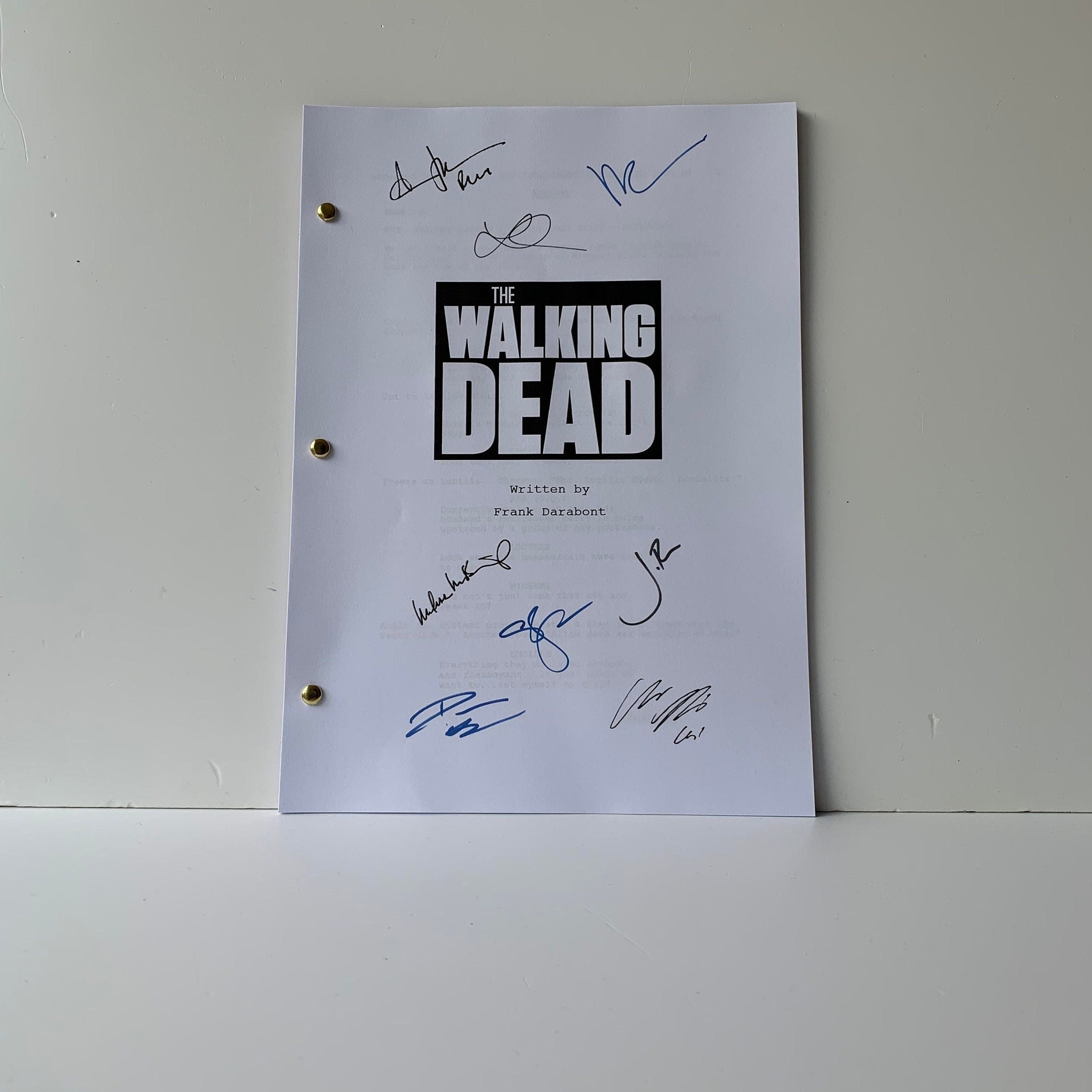 The Walking Dead Pilot TV Script Andrew Lincoln, Norman Reedus, Lauren ...