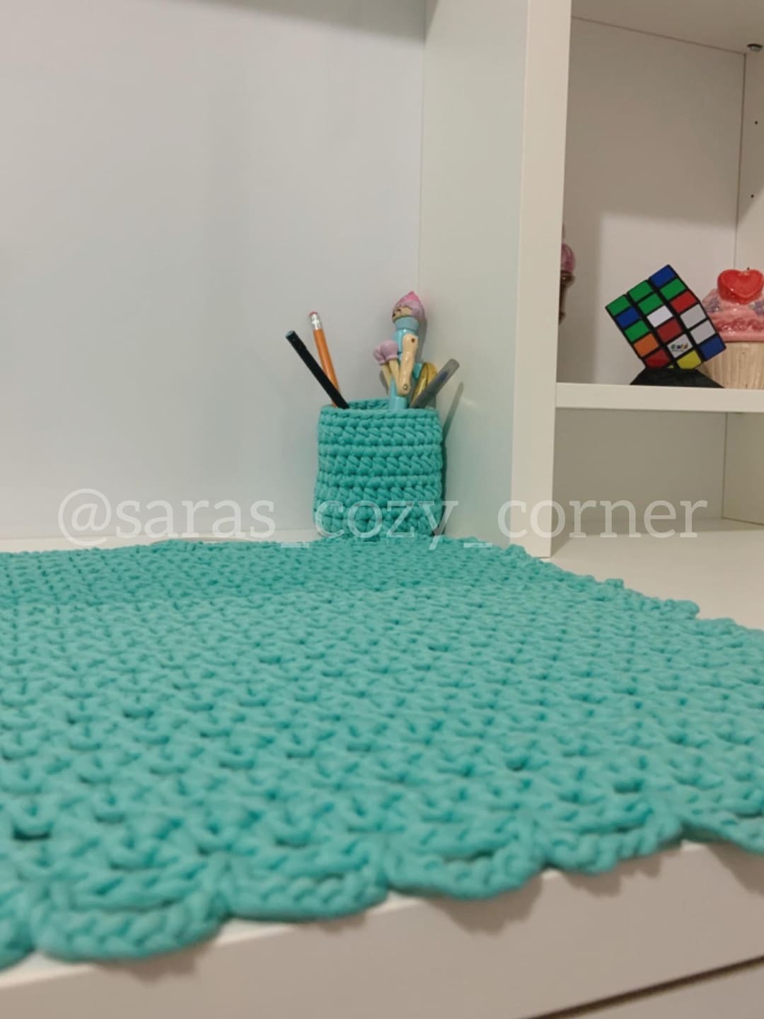 2 Pieces Desk Mat Set Crochet Pattern, Easy Crochet Desk Pad and Pens ...