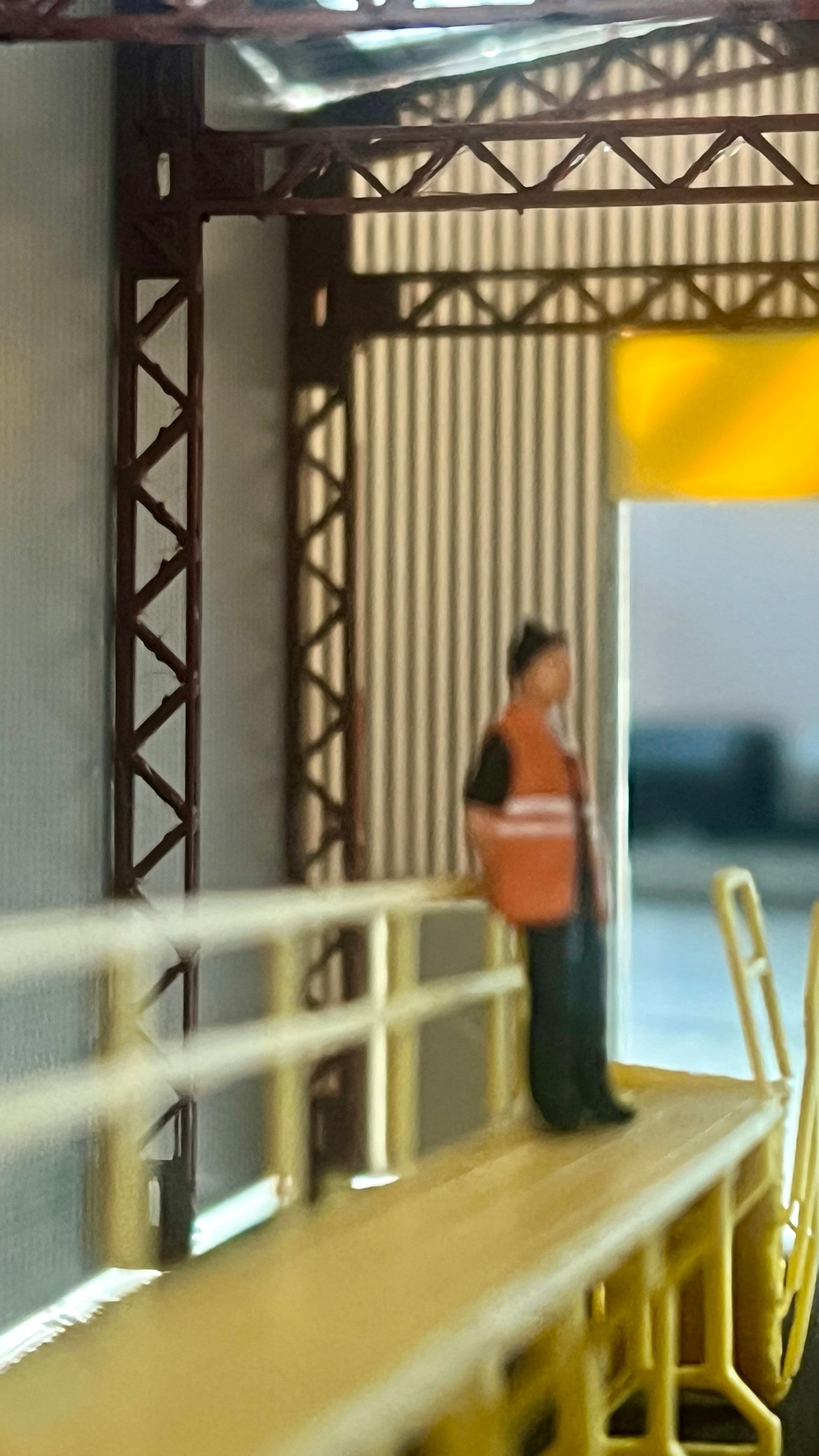 Model Railway Engine Shed OO HO Scale Locomotive TMD 250MM Deluxe ...