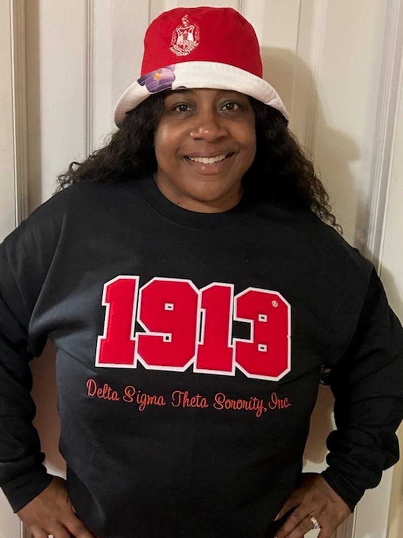 Delta Sigma Theta Sweatshirt , 1913, J13, Sorority, Delta Embroidered ...