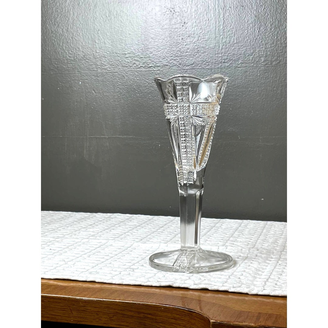 Victorian Era Glass 8 Trumpet Vase Holder, Klondike by Dalzell Gilmore ...