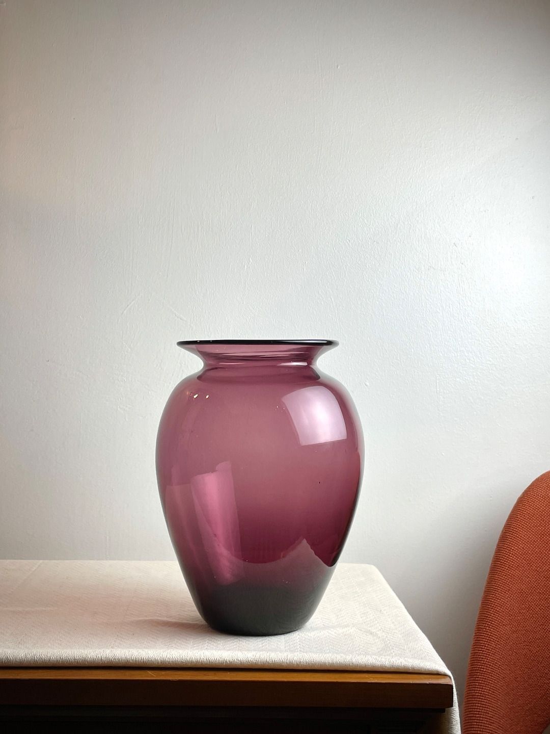 MCM Plum Hand Blown Art Glass 11inch Statement Vase, Vintage Mid ...