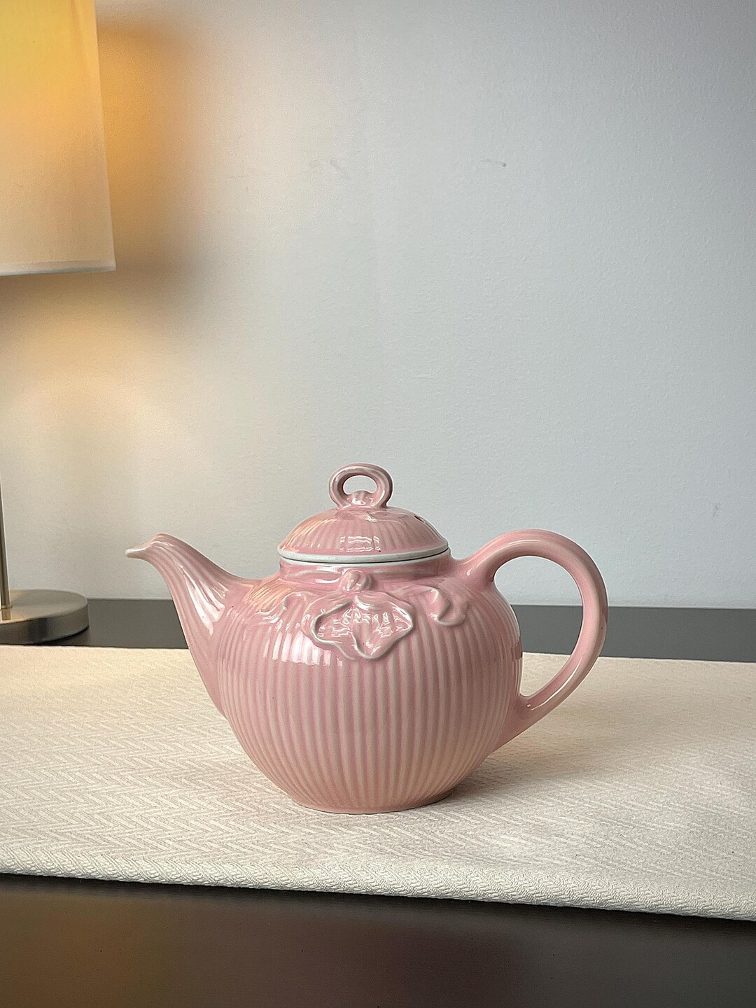 Vintage Pink Teapot | Victorian Series Bownot | Hall China Co ...
