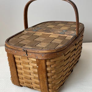 Antique Oak Splint New England Picnic Basket by the Shelton Basket Co ...