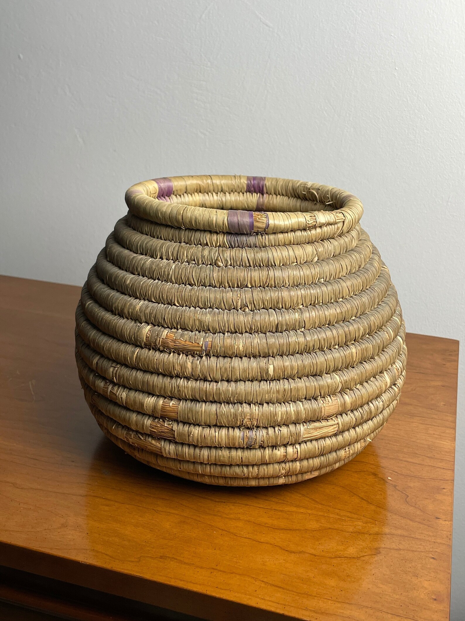 Vintage Native Alaskan Coiled Grass & Seal-gut Dyed Basket Attributed ...