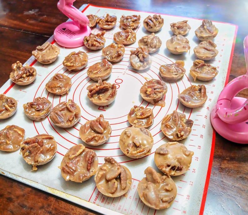 Homemade Pecan Pralines 1/2 Lb. Approx 6 Candies - Etsy