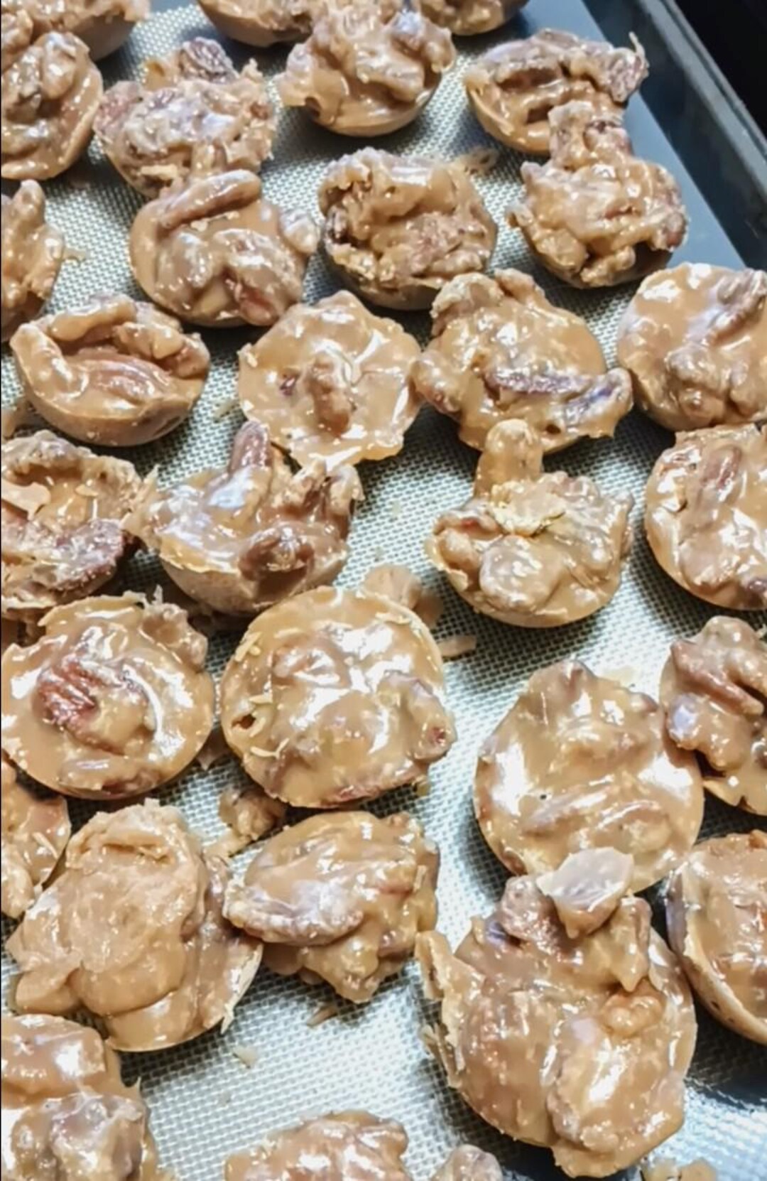 Homemade Pecan Pralines 1/2 Lb. Approx 6 Candies - Etsy