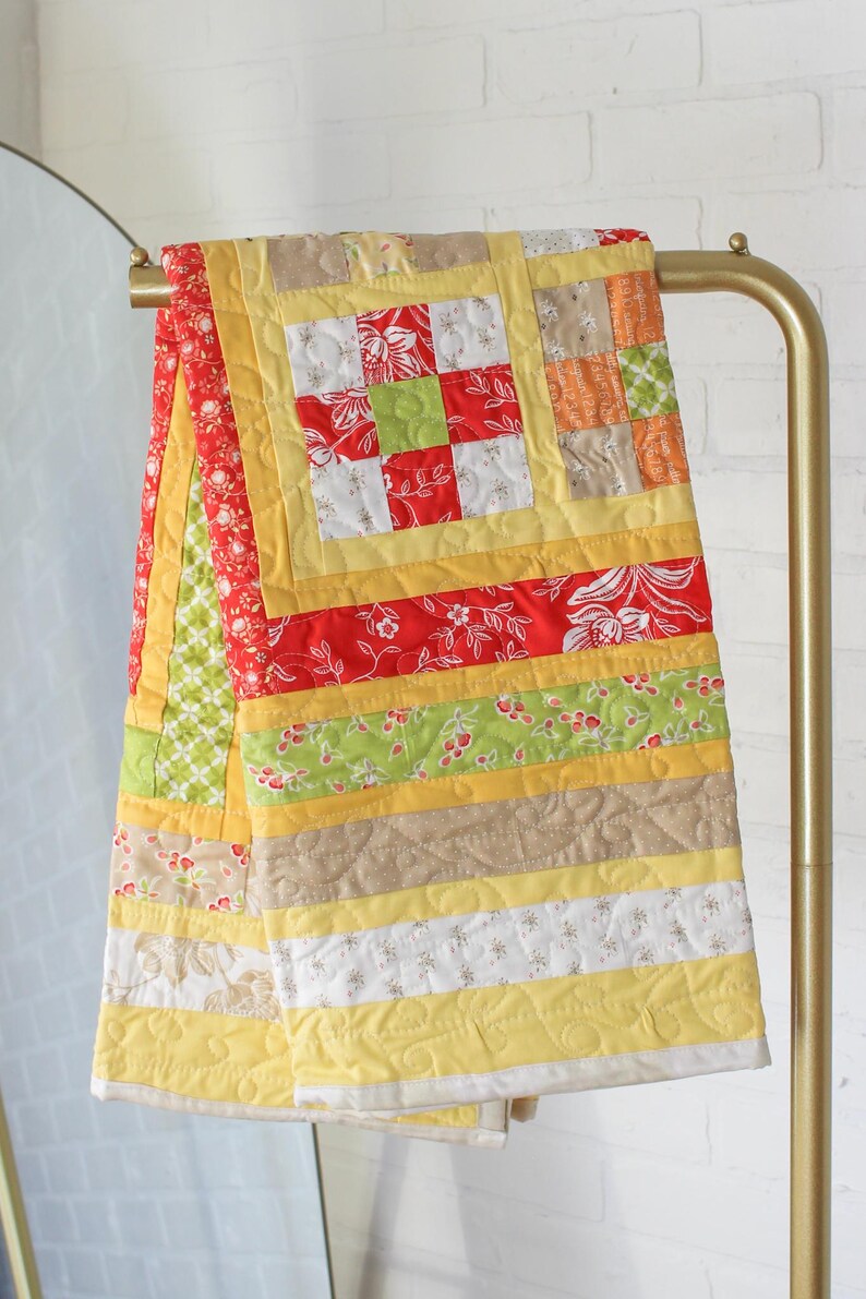 Vintage Moda Fabric Baby Quilt - Etsy Canada