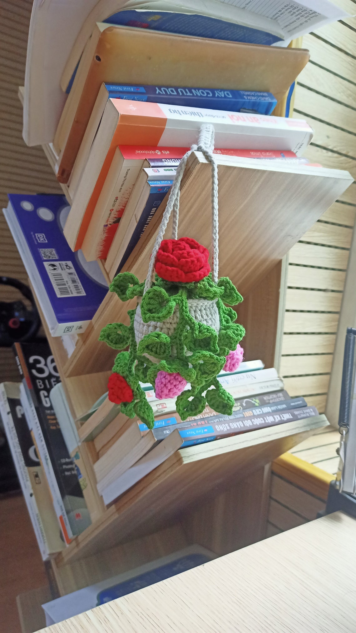 PATTERN: Crochet a Car Hanging Planter With Branches of Heart-shaped ...