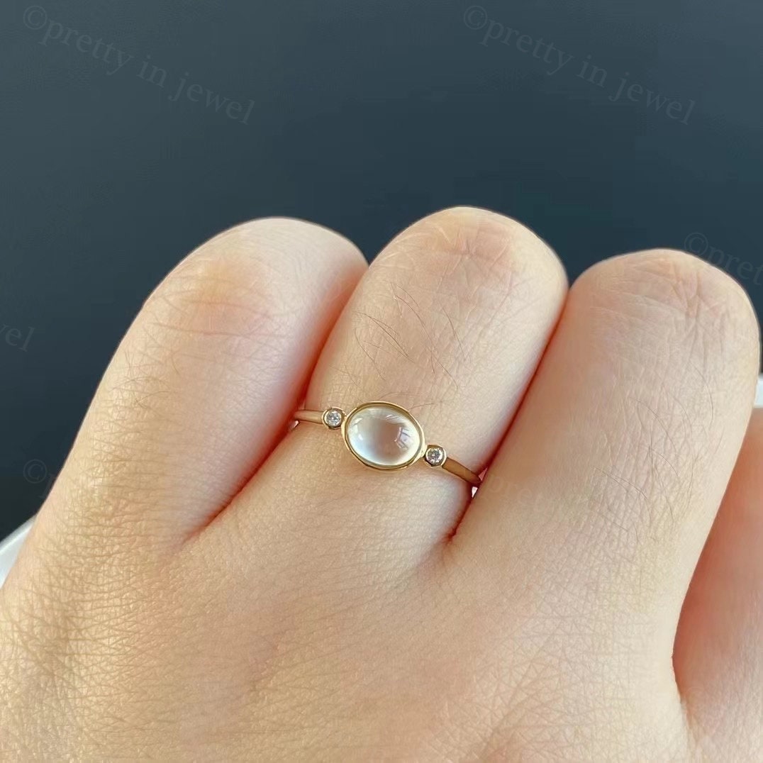 18k Solid Gold Horizontal Oval Icy Jade Ring, East West Ice Jadeite ...