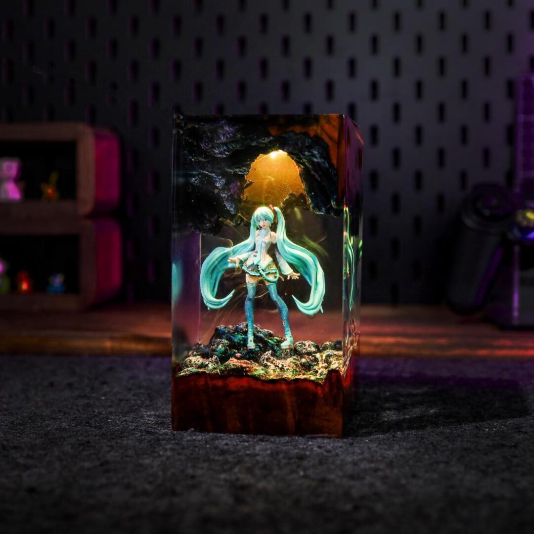 Hatsune Miku Night Light Vocaloid Anime Resin Art Lamp, Custom Desk ...