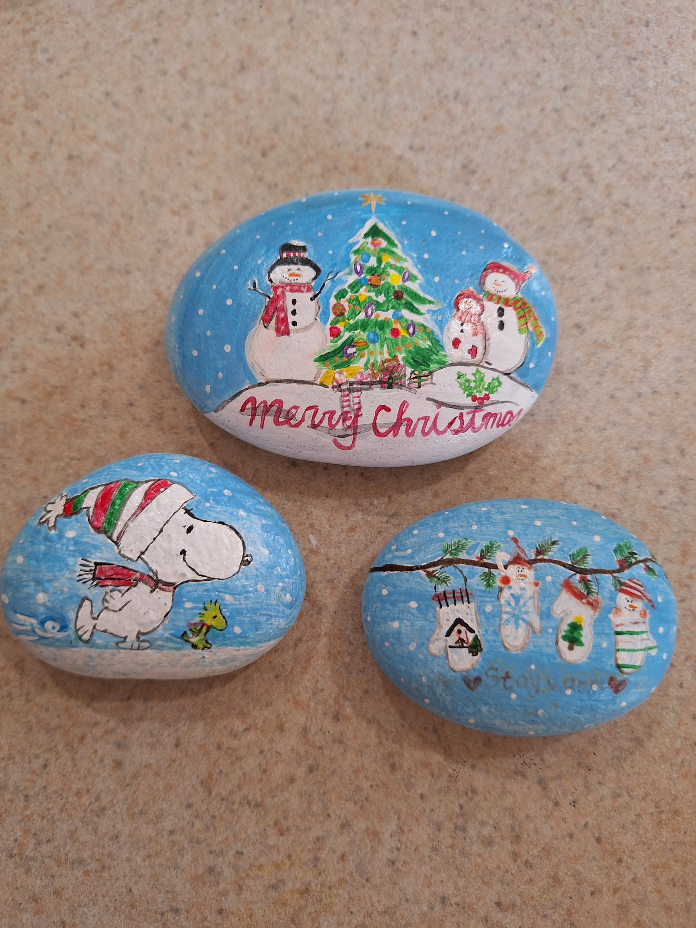 Snoopy Christmas Rock - Etsy