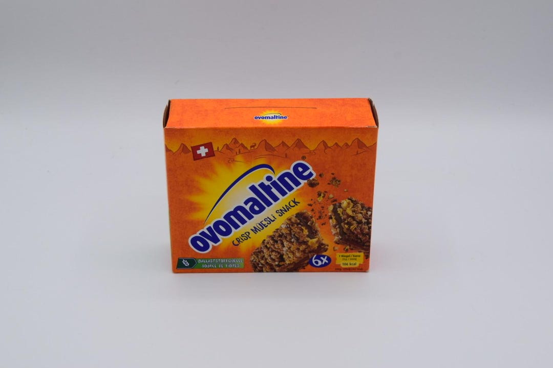 Ovomaltine Crisp Muesli Snack, Ovo Bar Typically Switzerland, Swiss ...