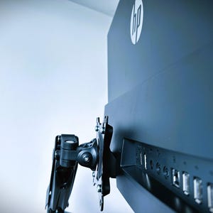 HP Monitor VESA Adapter (75 X 75mm) - for HP 24f, 24fw, 22es, 24es ...