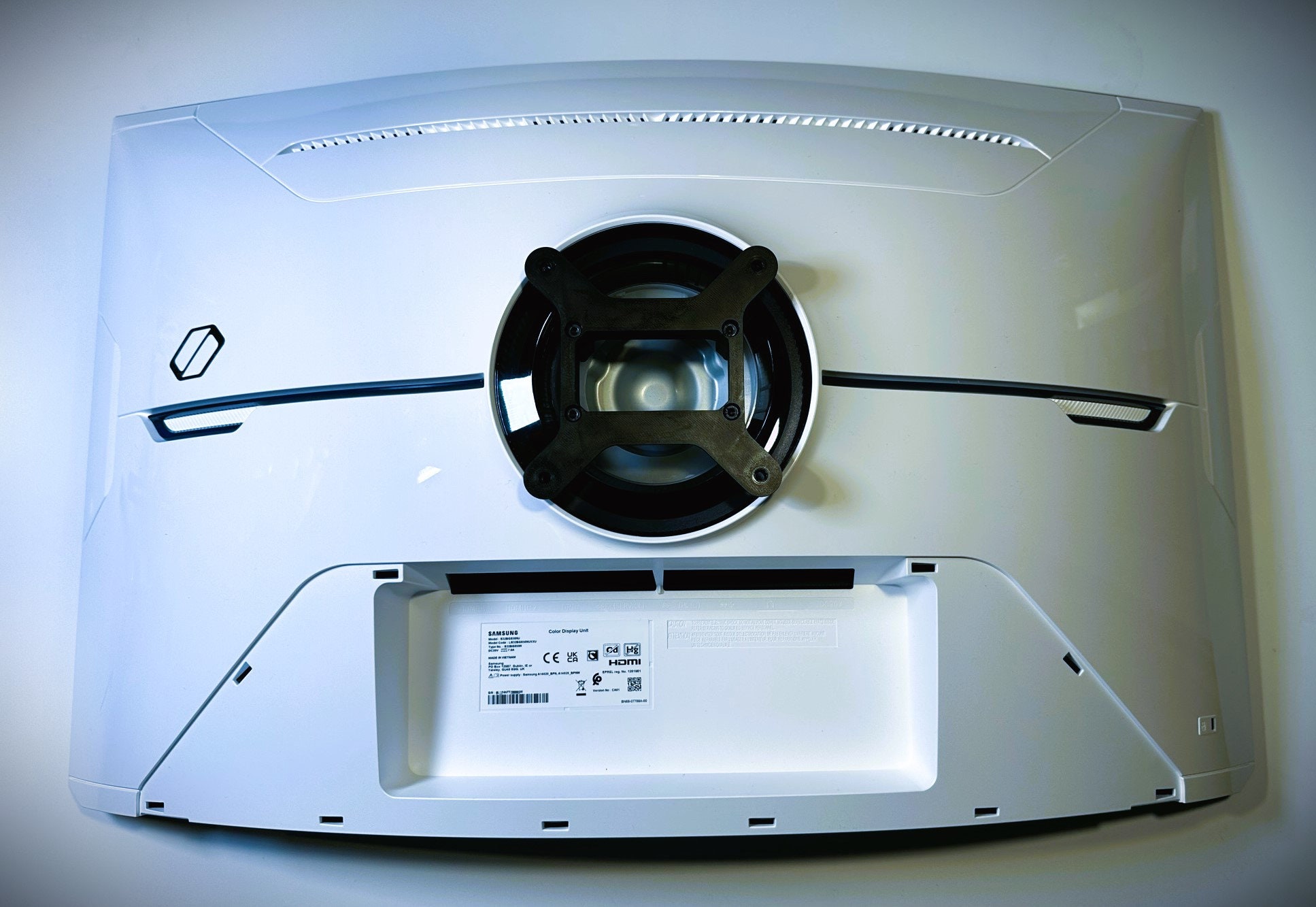 Samsung Odyssey G8 VESA Adapter, G8 Neo, G85NB, 32" UHD 240hz, LS32BG85 ...