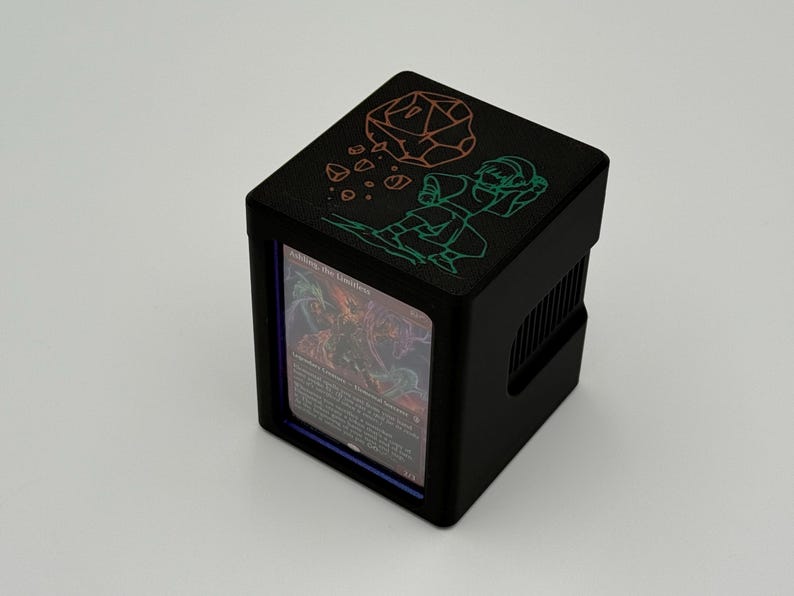 MTG Commander Deck Box With Commander Display- 100+ Sleeved Cards ...
