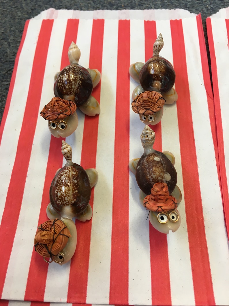 Shell Turtle X4 Hand Made Set of 4 Cute Lucky Charm Ornament Cowrie ...