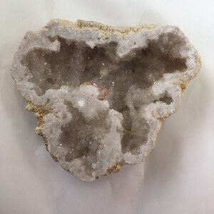 Quartz Crystal Geode Slice Large Geode Rock Crystal Mineral Healing ...