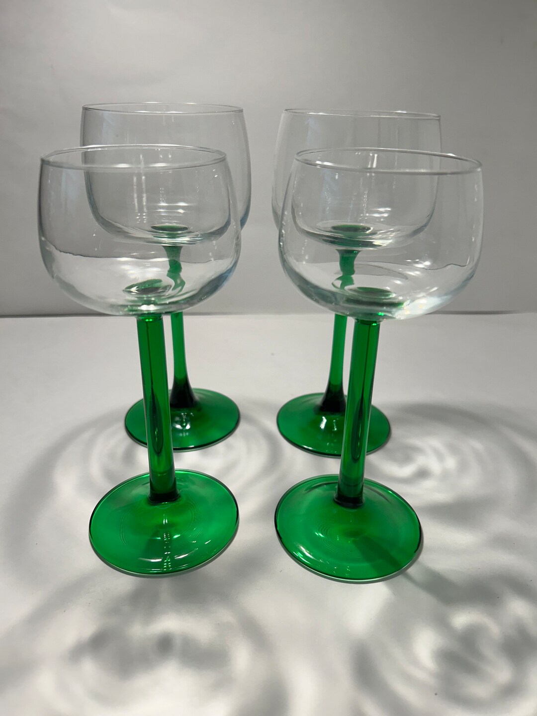 Emerald Green Stemmed Wine Glasses - Etsy