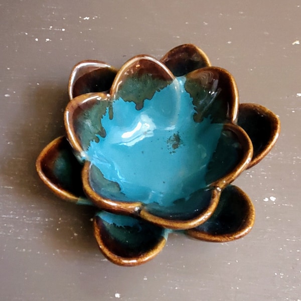 Flower Shaped Bowl - Etsy