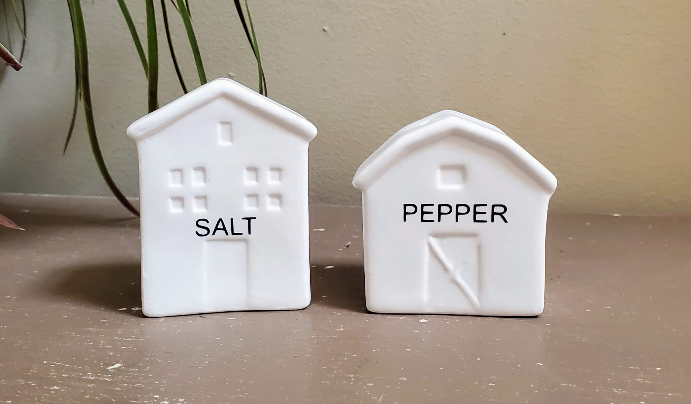 Farmhouse Salt and Pepper Shakers House Barn White Decor - Etsy