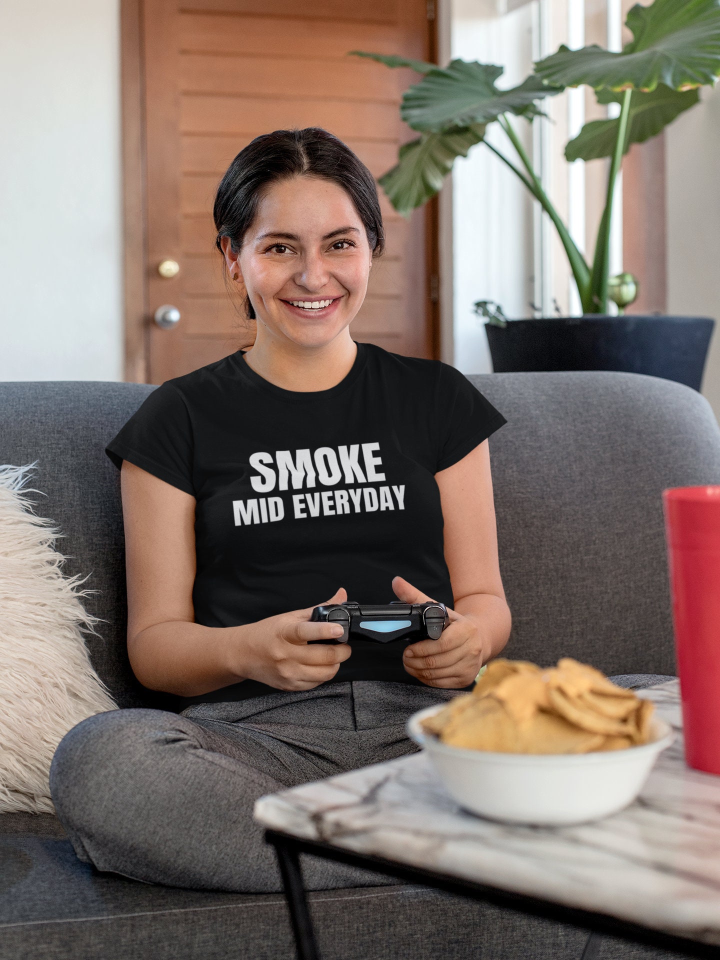 Counter-strike Global Offensive | Smoke Mid Everyday T-shirt | Funny ...