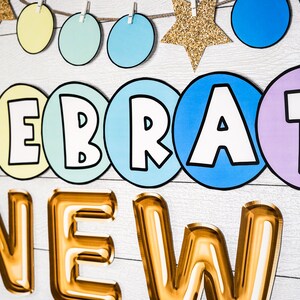 NEW YEARS Bulletin Board | January Bulletin Board | Classroom Decor ...