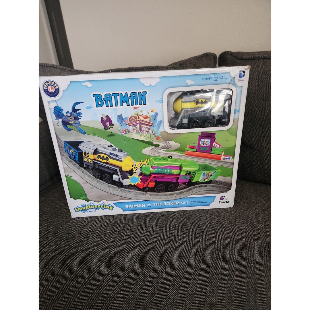 DC Comics Batman VS Joker Train Set Imagineering by Lionel Funhouse ...