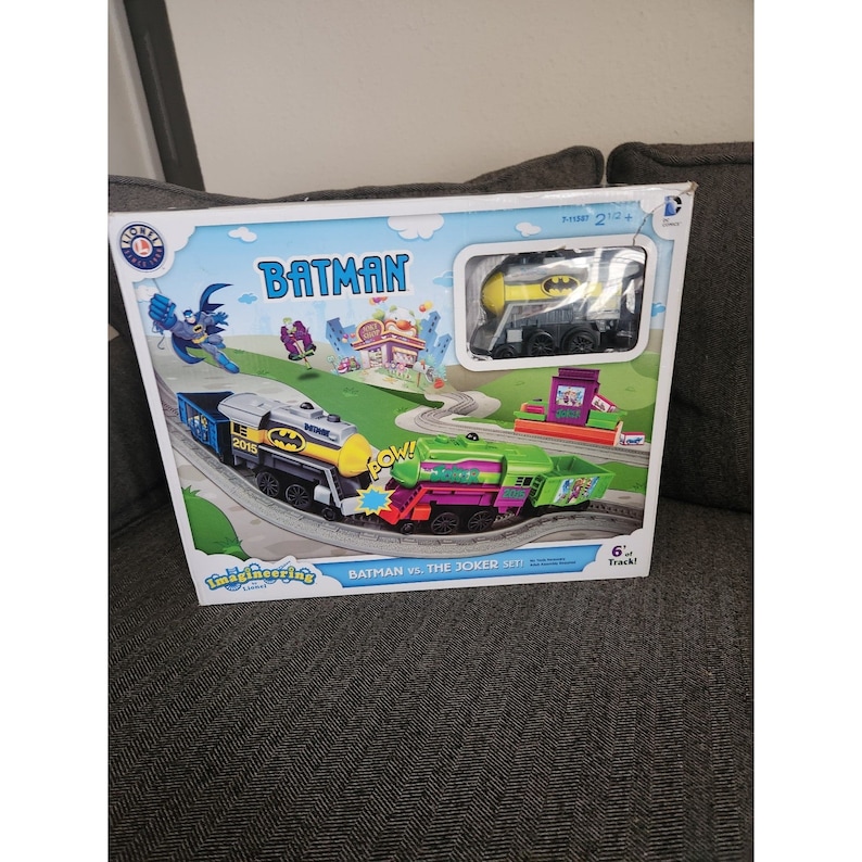 DC Comics Batman VS Joker Train Set Imagineering by Lionel Funhouse ...
